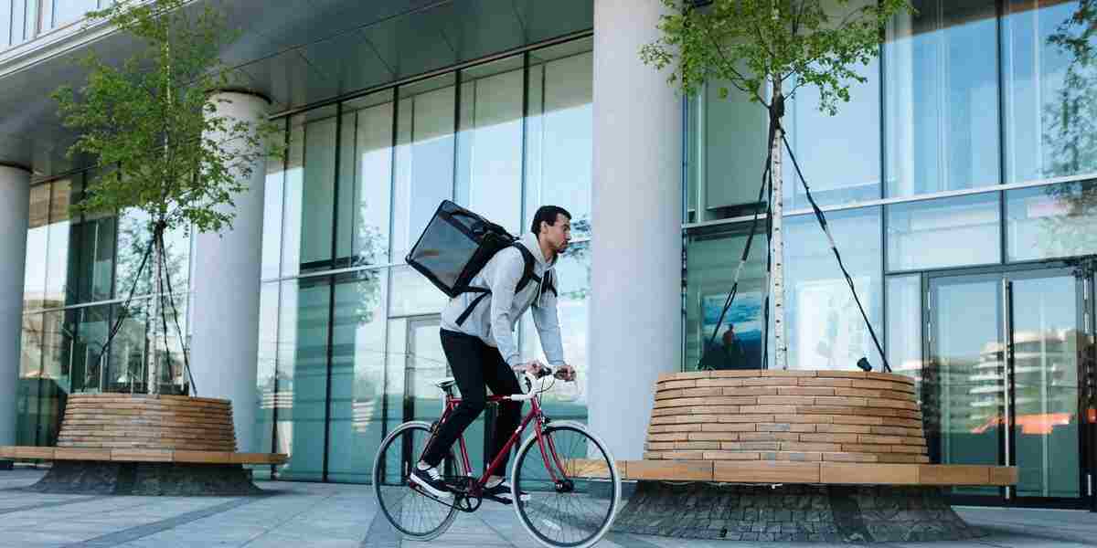 Deliver Uber Eats, Menulog, DoorDash on a Bike: Pay Rate, Tips and more
